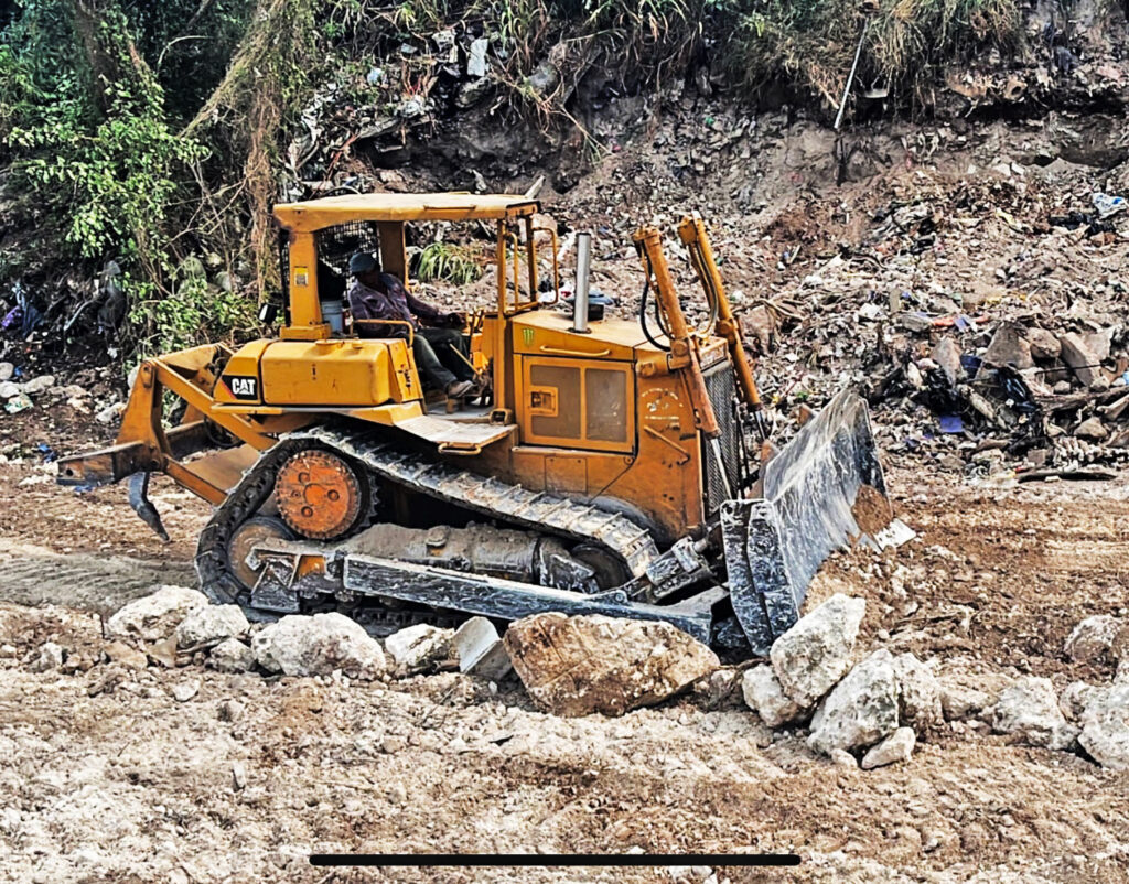 Tractor D6H - MET Caribe
